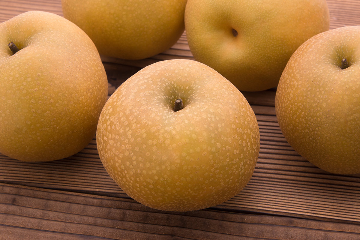 Asian pears, brown-skinned - Oppy
